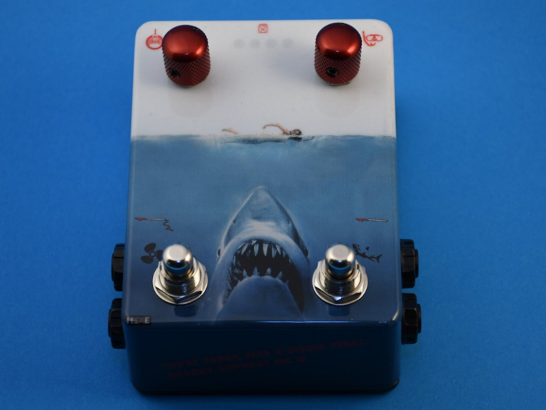 JawsFX – Guitar Pedal With Shark Proximity Looping