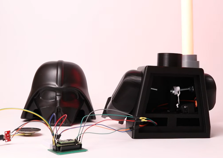 Giant Darth Vader Minifig